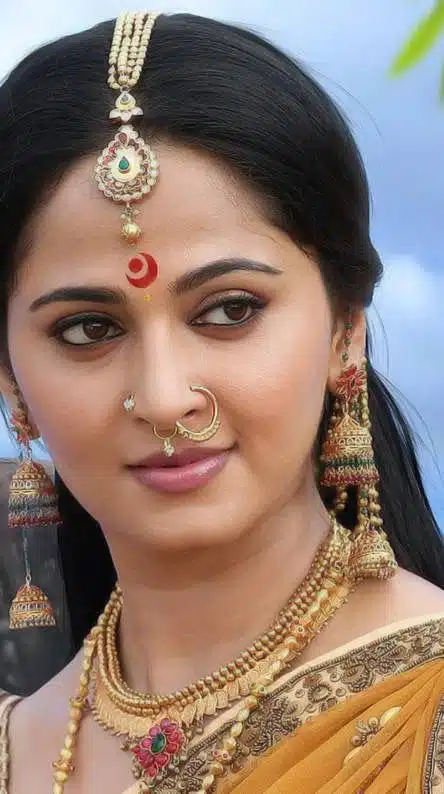 32+ Latest Bridal Bindi Designs For Wedding 2024