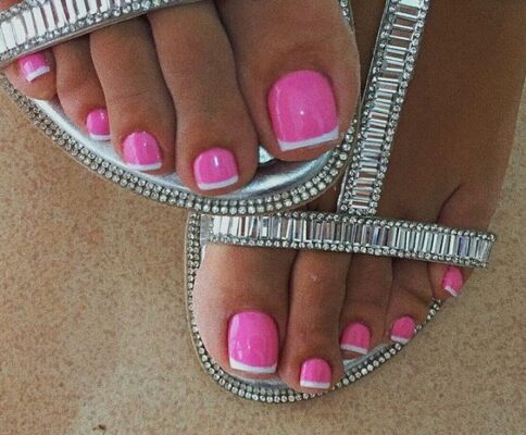 20+ Trendy French Toe Nail Designs 2024