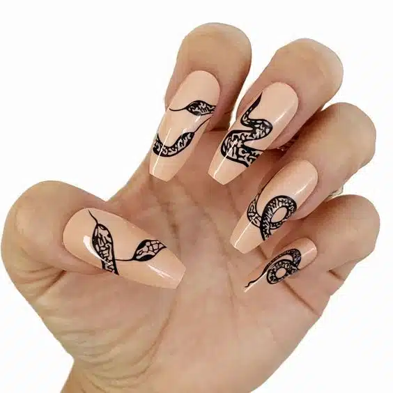 60+ Trendy Snake Nail Design 2024