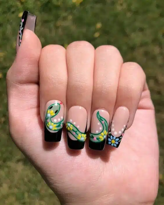 60+ Trendy Snake Nail Design 2024