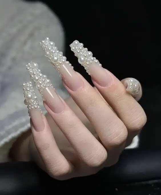 50+ Latest Pearl Nail Design 2024
