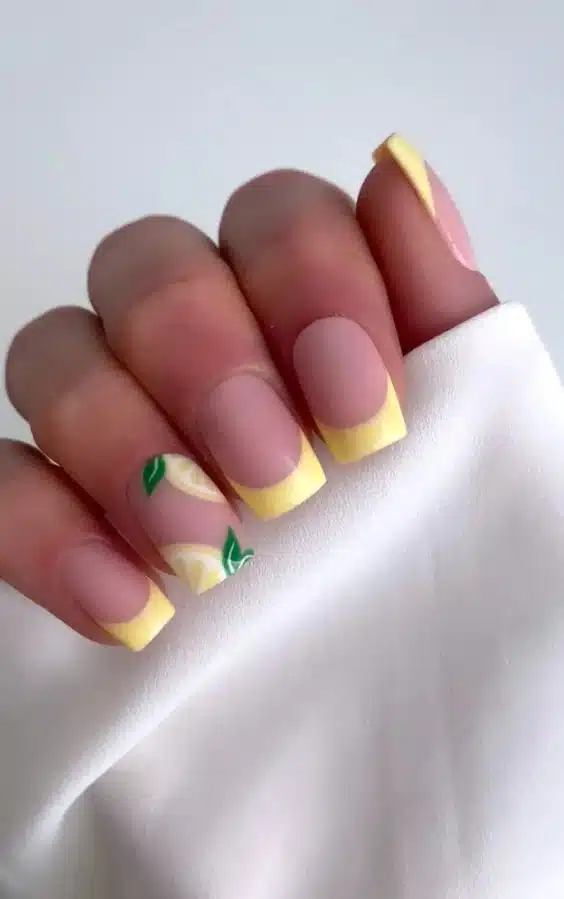 31+ Beautiful Square French Nail Designs 2025