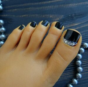 41+ Beautiful Toe Nail Designs With Diamonds 2025