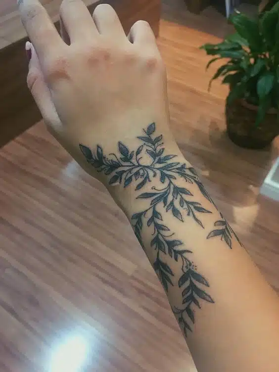 60+Beautiful Wraparound Tattoo Designs