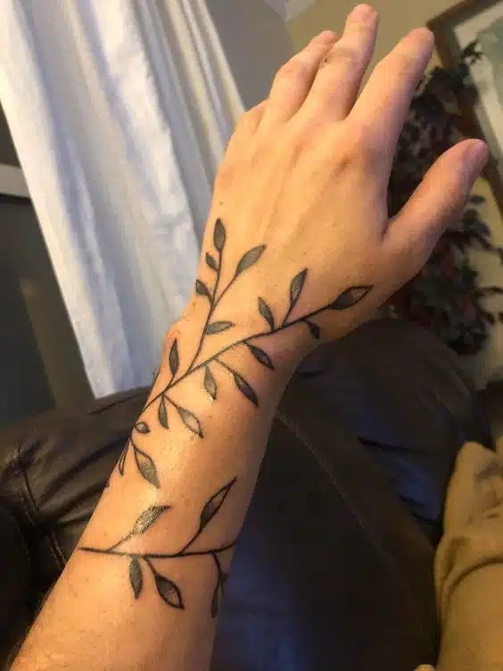 60+Beautiful Wraparound Tattoo Designs