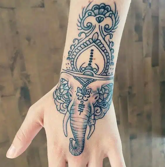 56+ Beautiful Dope Hand Tattoos For Women