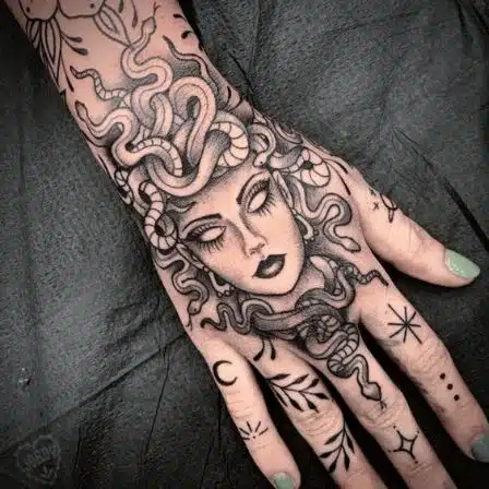 56+ Beautiful Dope Hand Tattoos For Women
